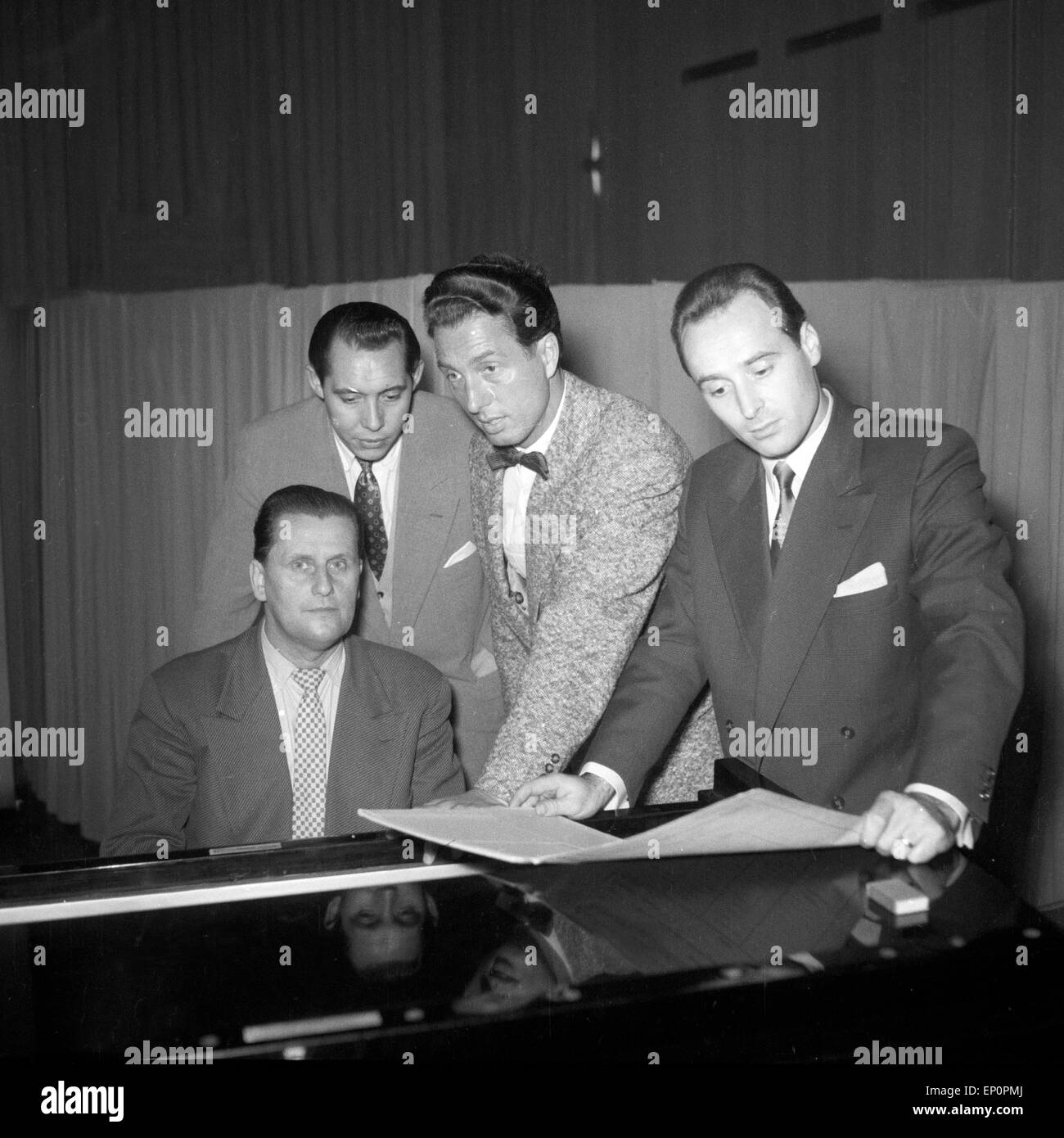 Sterben Sie Vier Mitglieder Vom Comedien - Quartett (Herbert Imlau ...