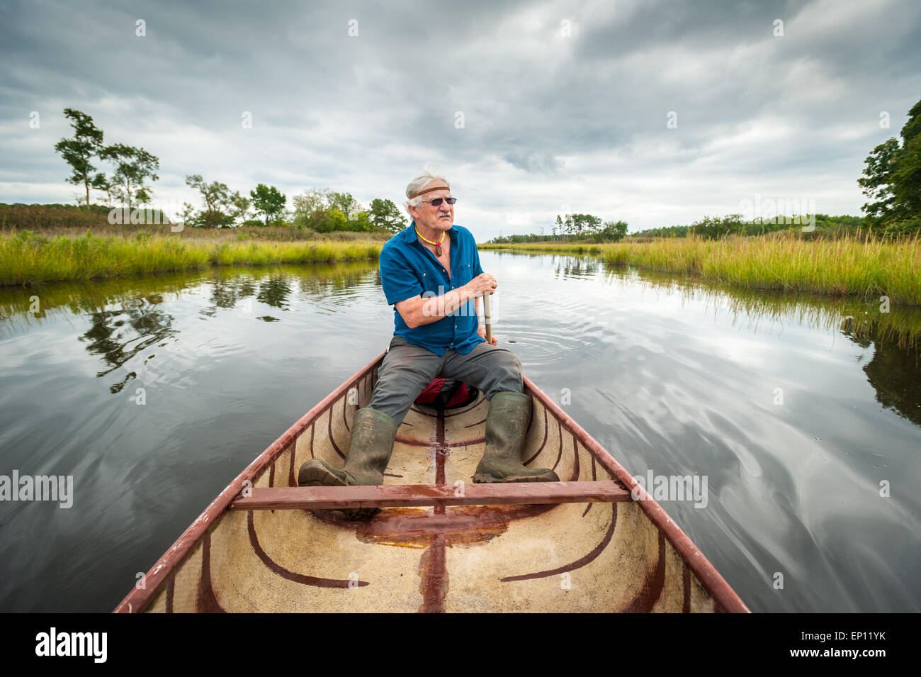 Kanu im fluss -Fotos und -Bildmaterial in hoher Auflösung – Alamy
