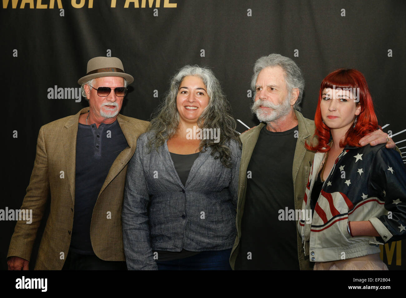 New York, NY - 11. Mai 2015: Bill Kreutzmann, Trixie Garcia, Bob Weir ...