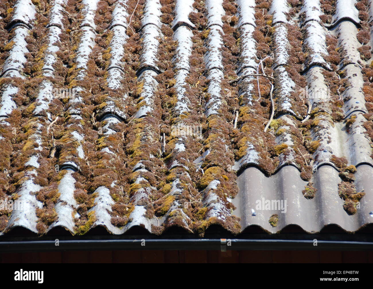 Altes abgenutztes dach Stockfotos und -bilder Kaufen - Alamy