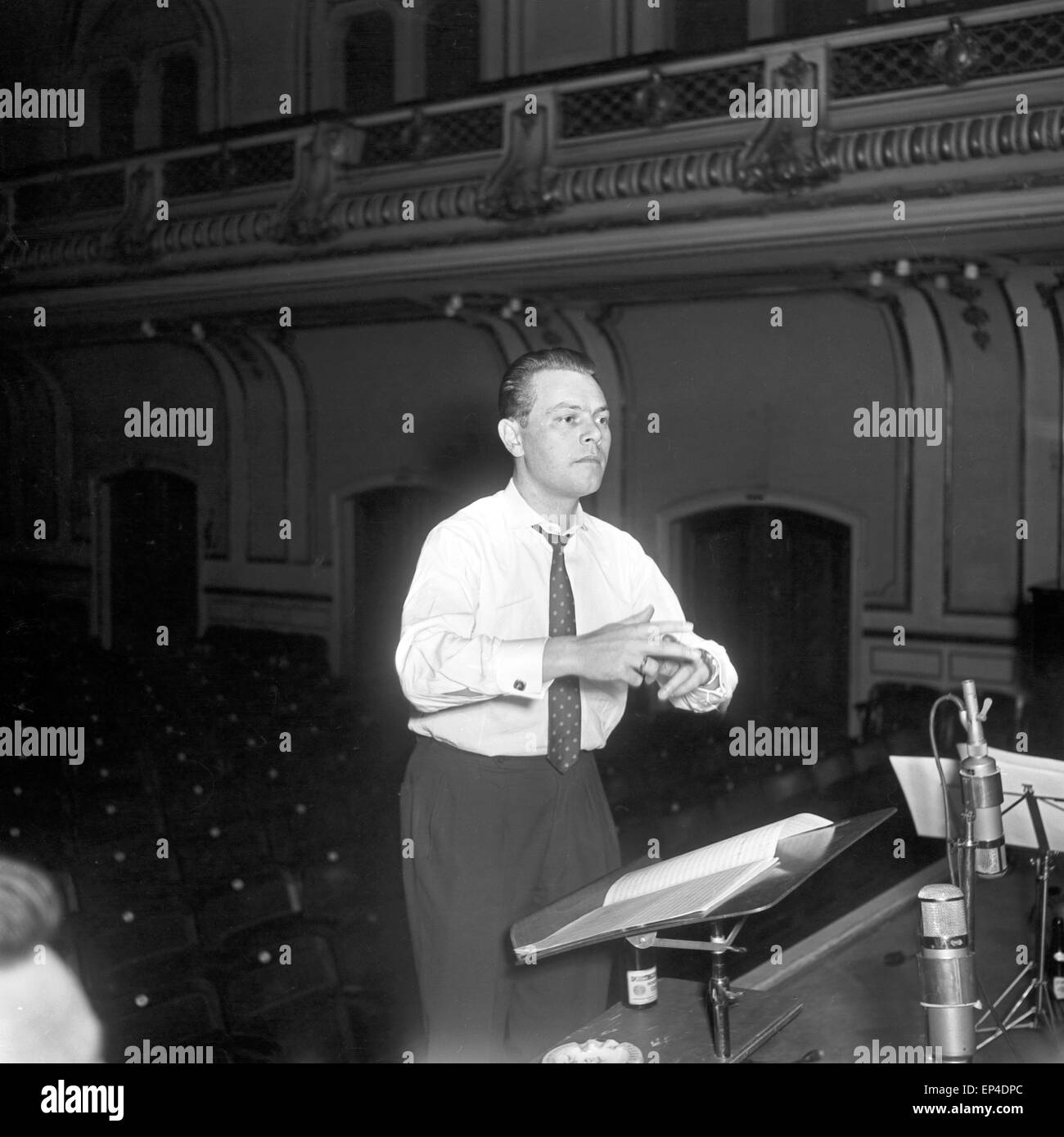 Bert kaempfert -Fotos und -Bildmaterial in hoher Auflösung – Alamy