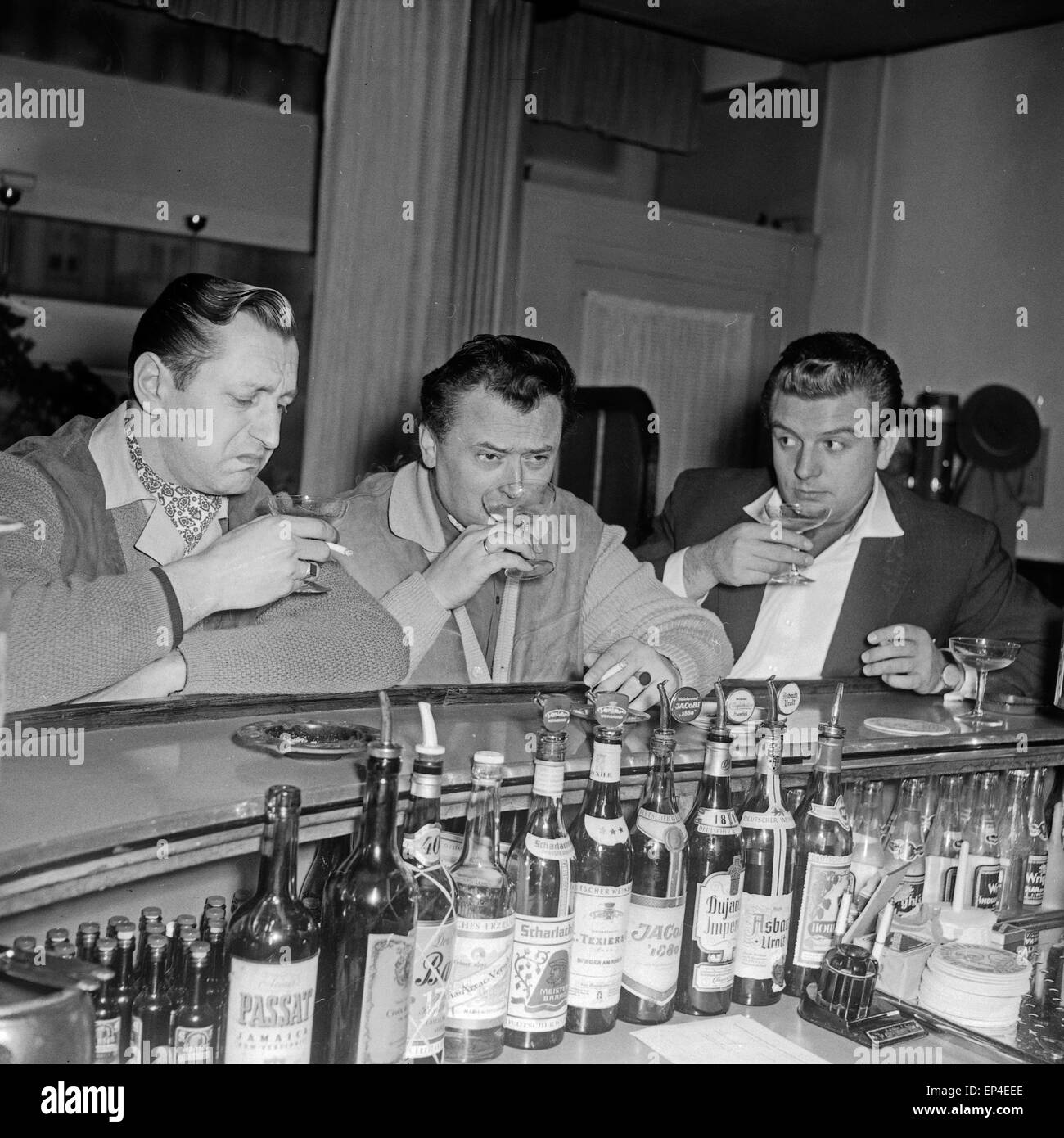 Roland trio -Fotos und -Bildmaterial in hoher Auflösung – Alamy