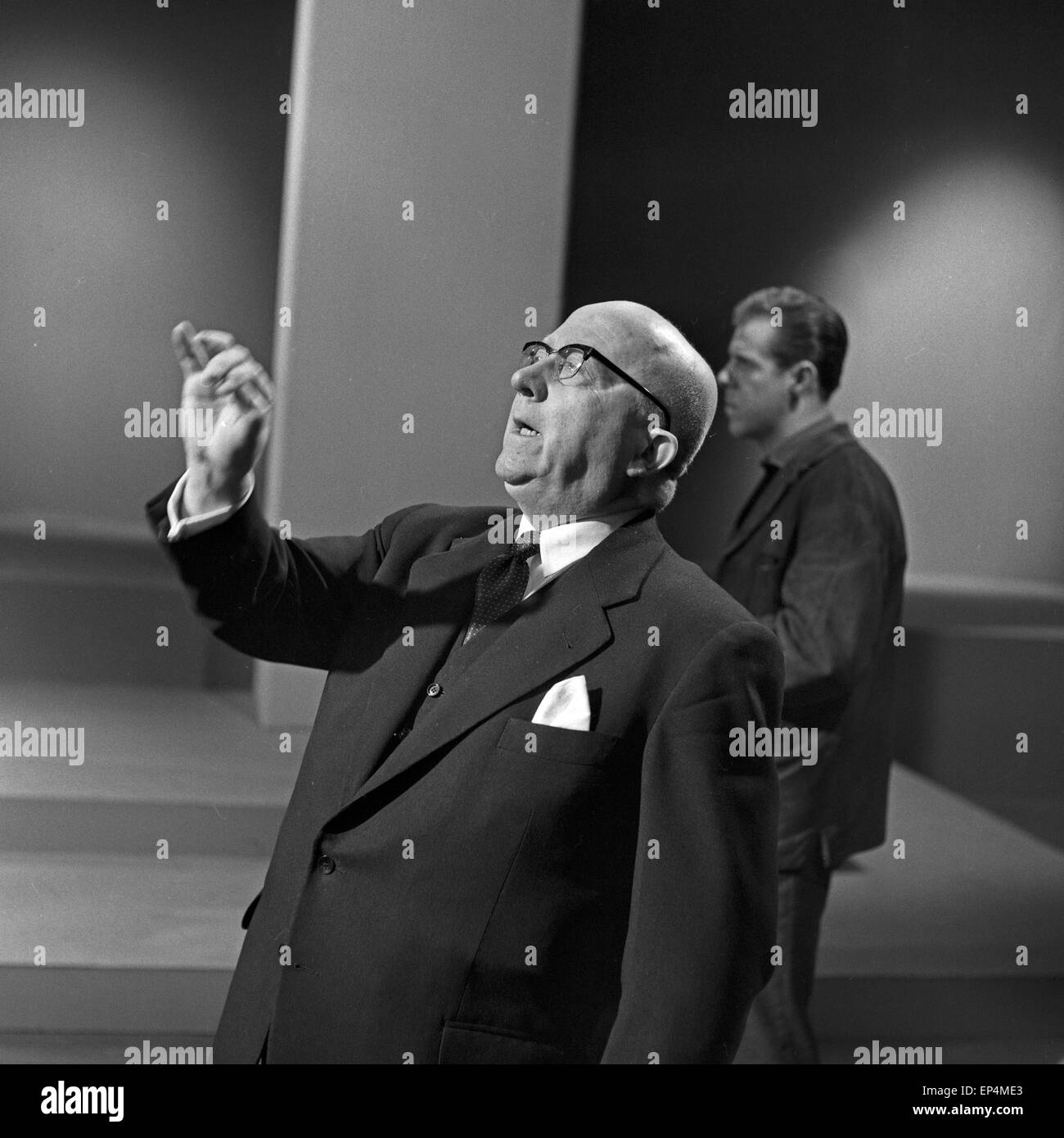 Leiter des Dresdner Kreuzchors Vor Einem Auftritt in Hamburg ...