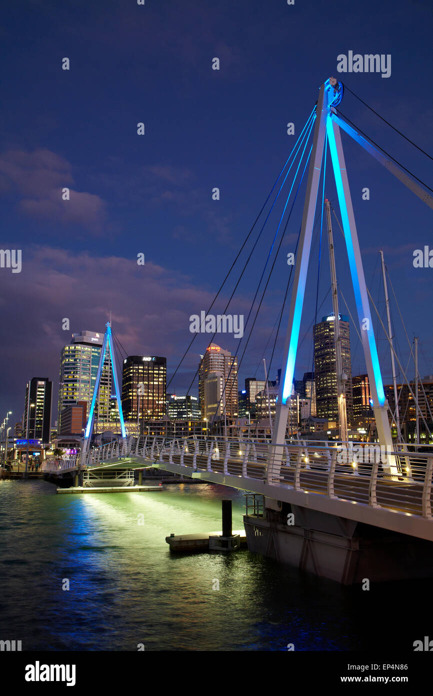 Wynyard Crossing Brücke zwischen Viaduct Harbour und Wynyard Quarter ...