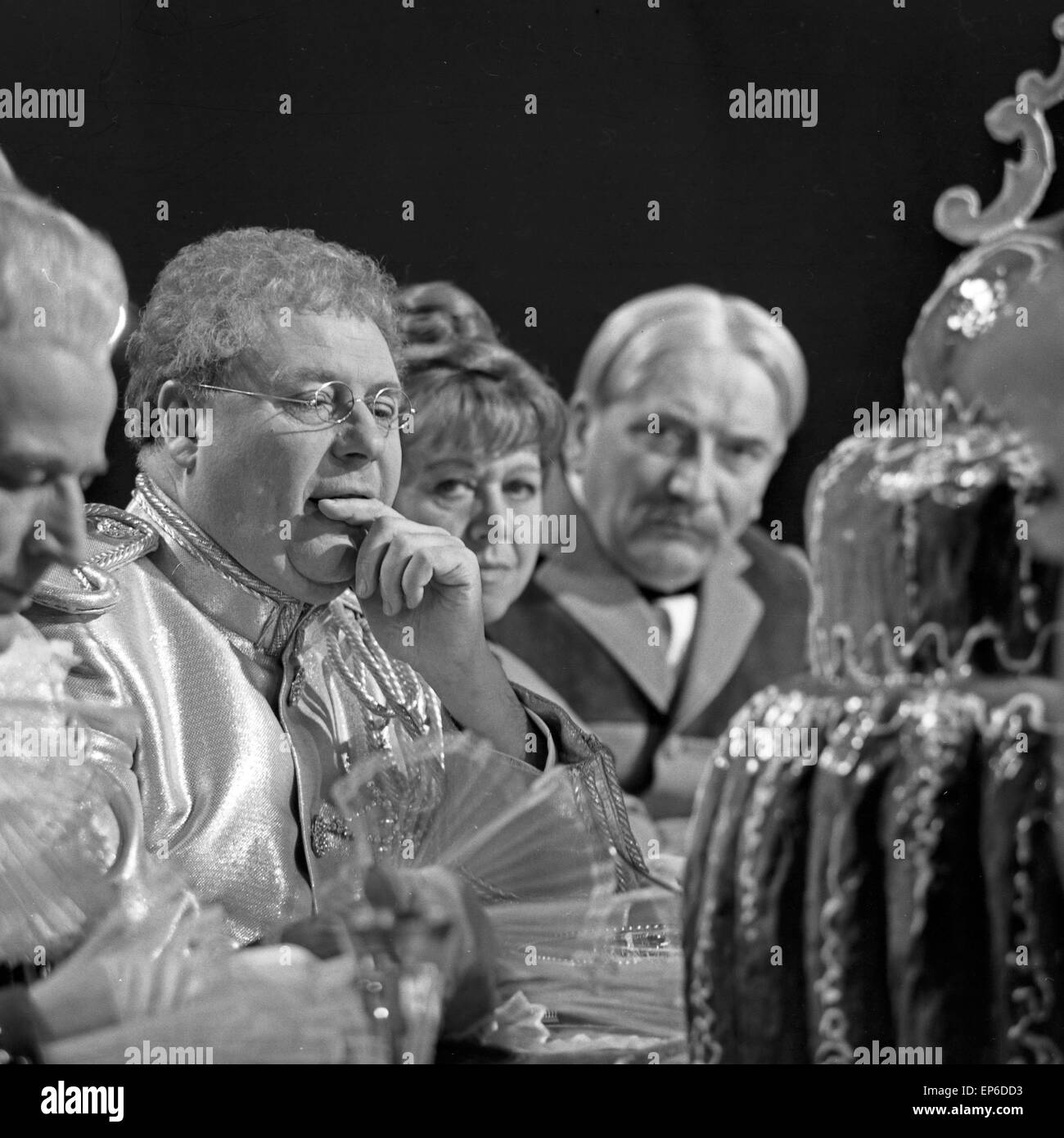 Frau Luna, Fernsehspiel, Deutschland 1964, Regie: Thomas Engel, Monia ...