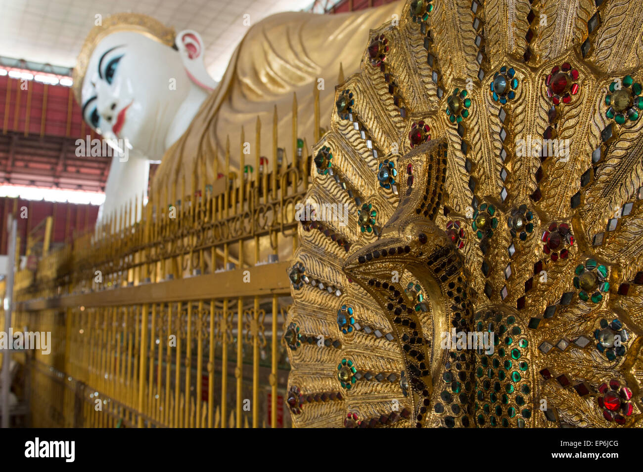 Myanmar (aka Burma), Yangon (aka Rangoon). Chauk Htat Kyi Pagode, 100 ...