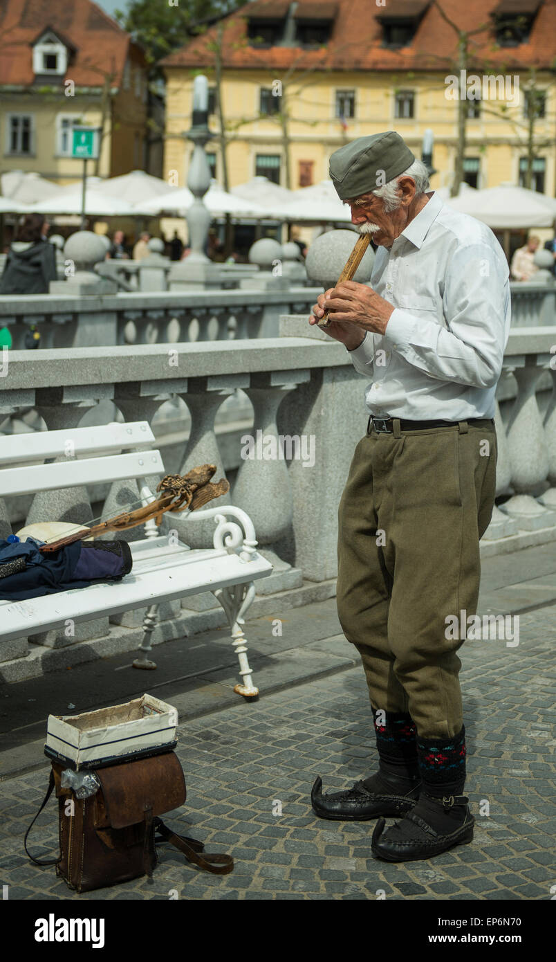 Alter musiker -Fotos und -Bildmaterial in hoher Auflösung – Alamy