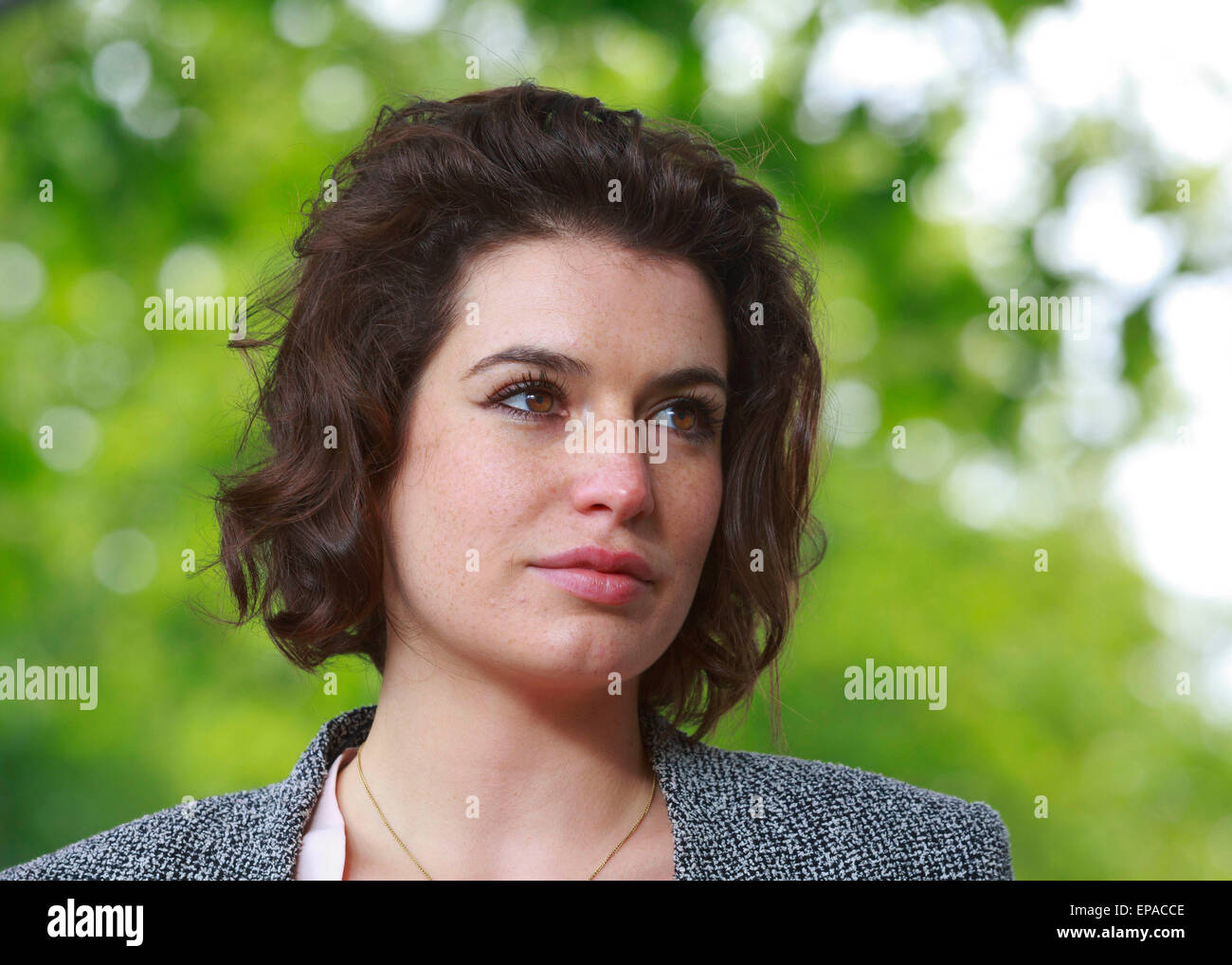 Schriftsteller, spezialisiert auf kunst -Fotos und -Bildmaterial in ...