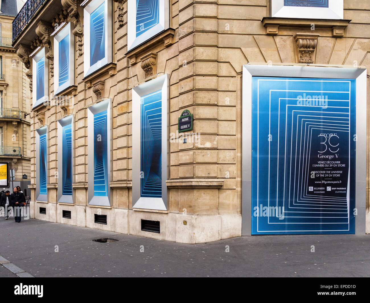 39 GV Store Shop Exterieur, Avenue George V, Paris Stockfotografie - Alamy