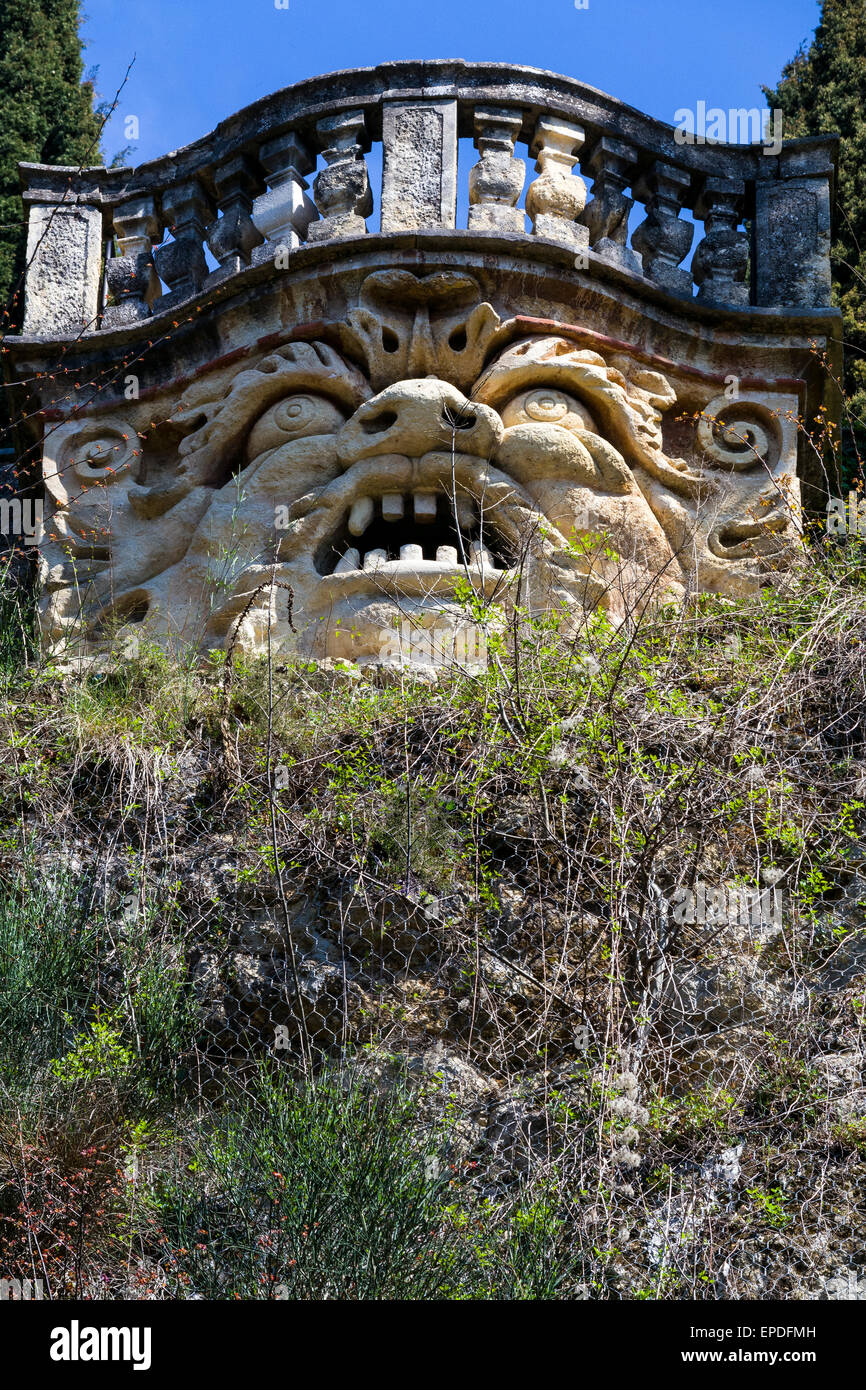 Groteske Maske Stockfotos und -bilder Kaufen - Alamy