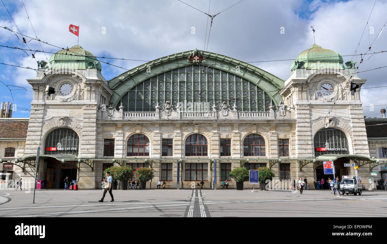 Hauptbahnhof SBB in Basel, Schweiz Stockfotografie - Alamy