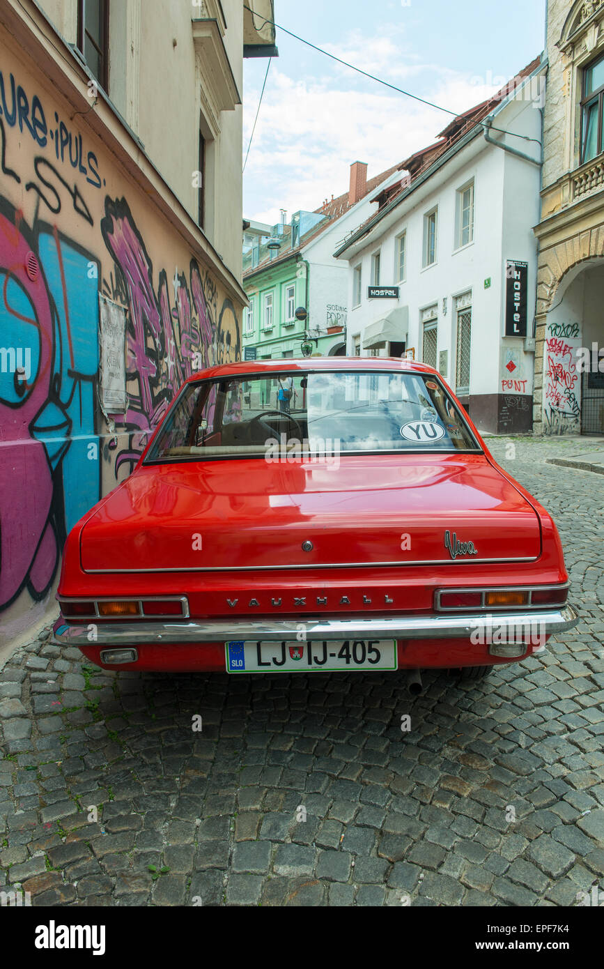 Alte autolackierung -Fotos und -Bildmaterial in hoher Auflösung – Alamy