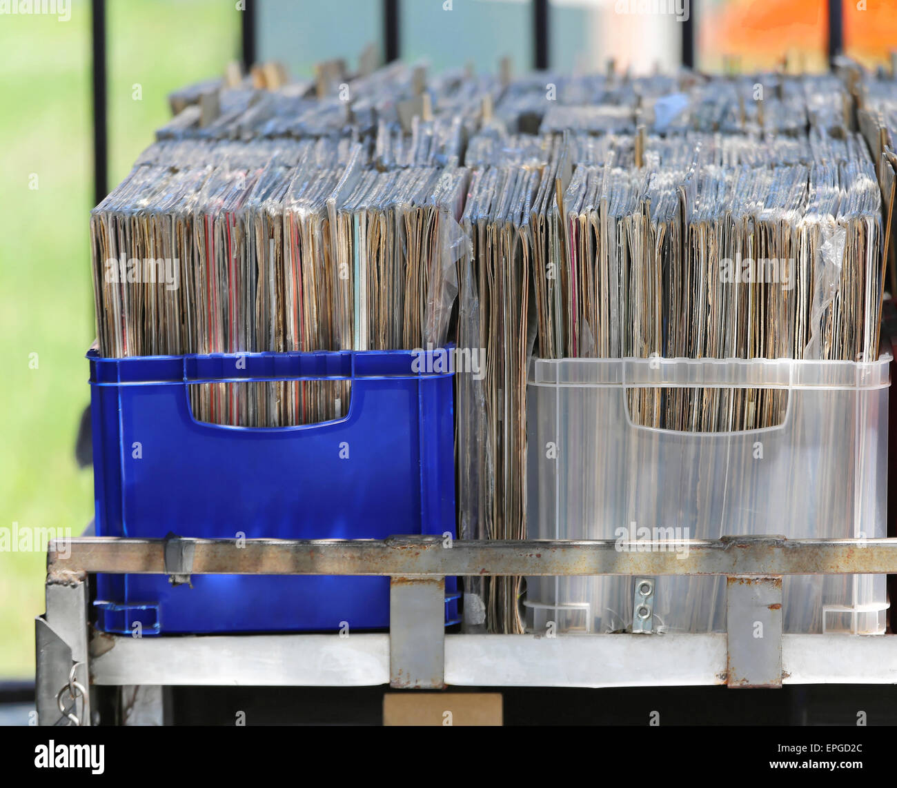 Schallplatten vinyl -Fotos und -Bildmaterial in hoher Auflösung – Alamy