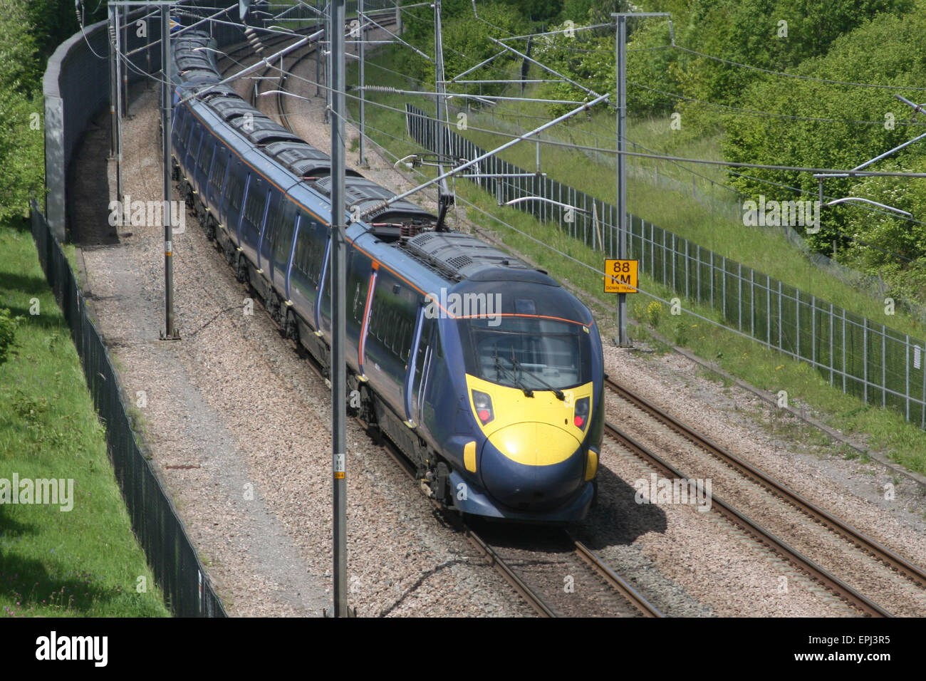 Southeastern high speed train -Fotos und -Bildmaterial in hoher ...