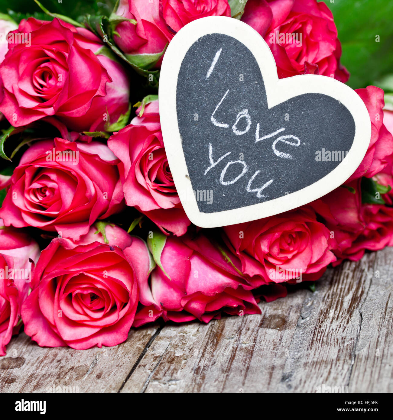 Das sind rote rosen -Fotos und -Bildmaterial in hoher Auflösung - Seite ...