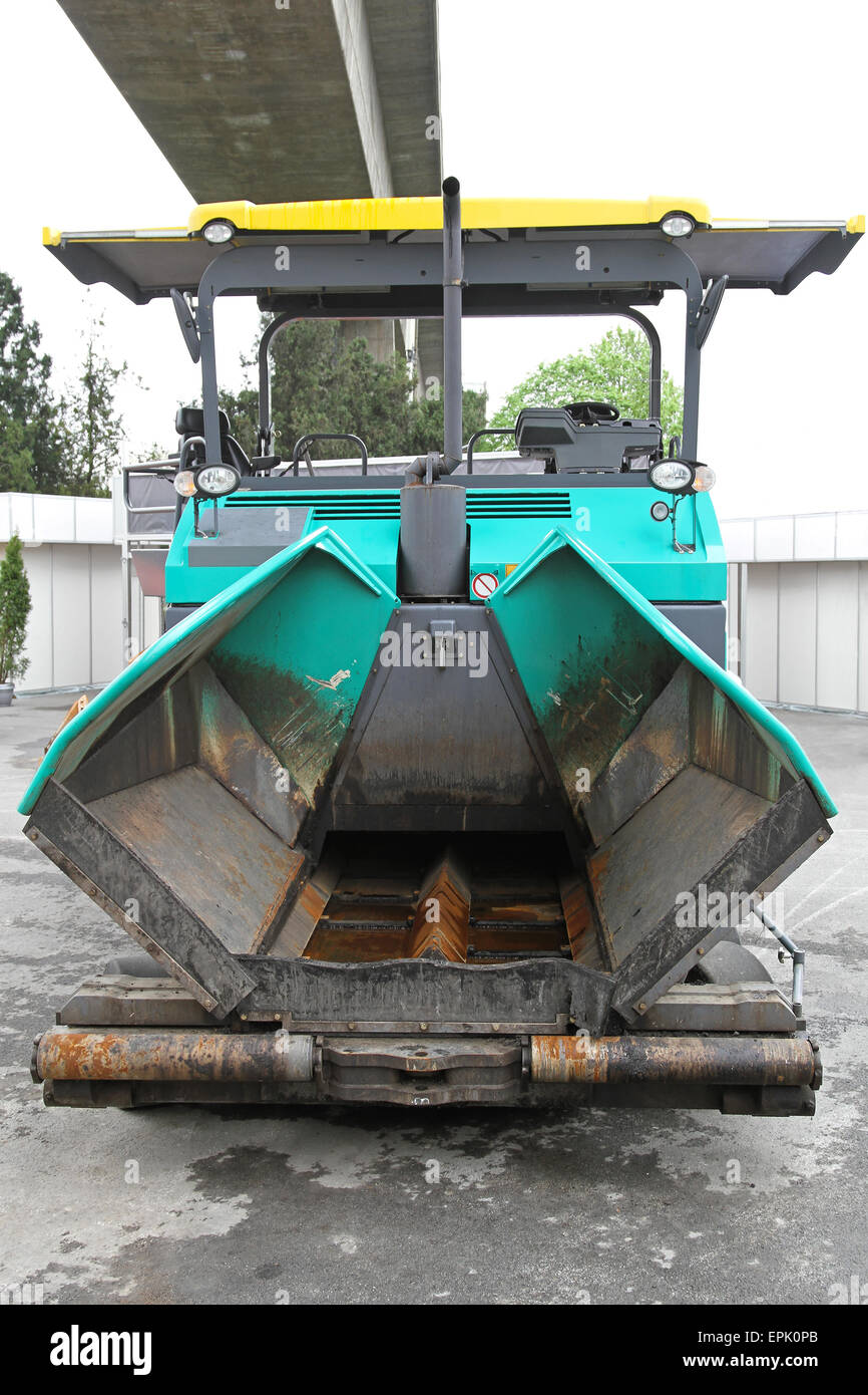 Paver finisher -Fotos und -Bildmaterial in hoher Auflösung – Alamy