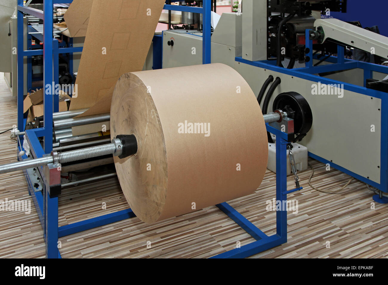 Papierrollen Produktion Stockfotos und -bilder Kaufen - Alamy