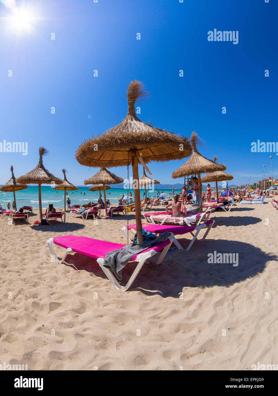 Mallorca ballermann strand -Fotos und -Bildmaterial in hoher Auflösung ...