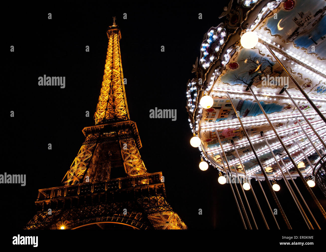 Karussell frankreich paris wahrzeichen -Fotos und -Bildmaterial in ...