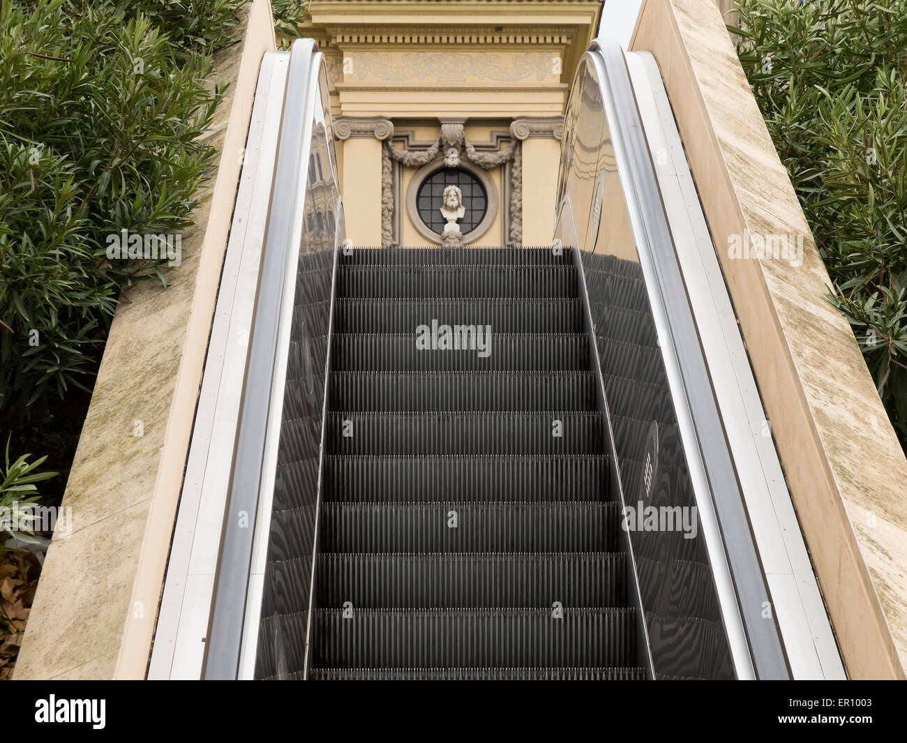 Mechanische treppen -Fotos und -Bildmaterial in hoher Auflösung – Alamy