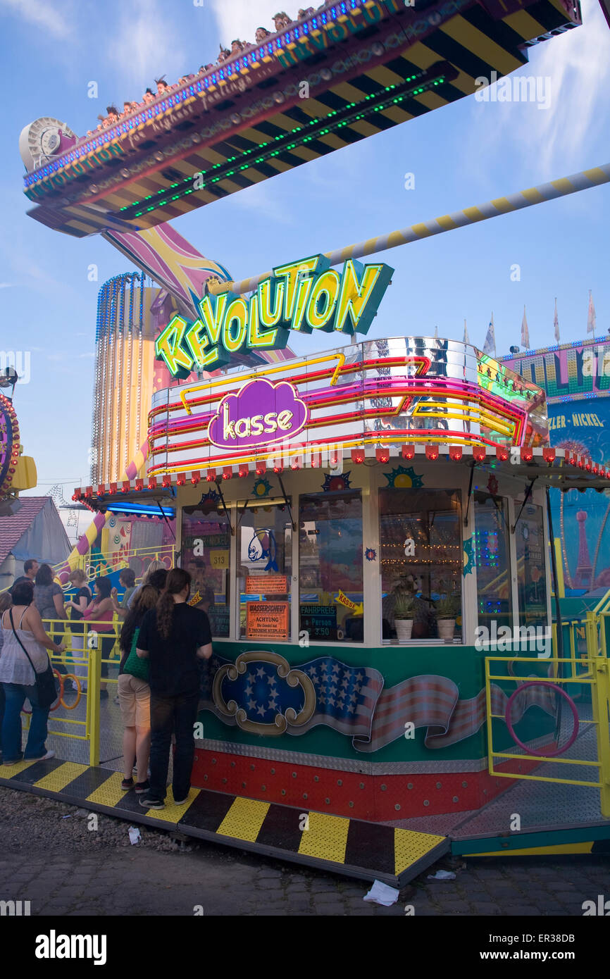 Europa, Deutschland, Nordrhein-Westfalen, Ruhrgebiet, Herne, die Kirmes ...