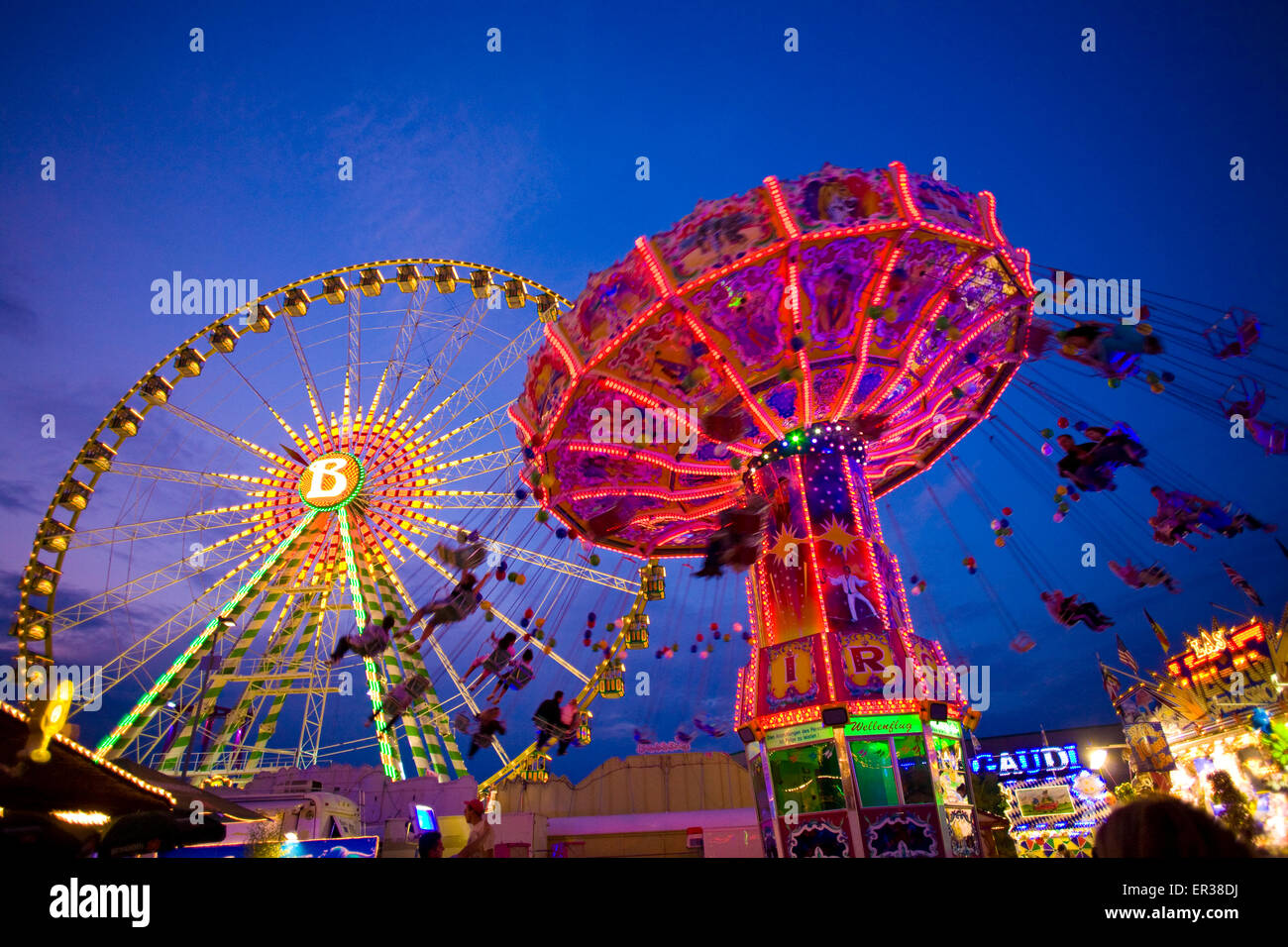 Europa, Deutschland, Nordrhein-Westfalen, Ruhrgebiet, Herne, die Kirmes ...