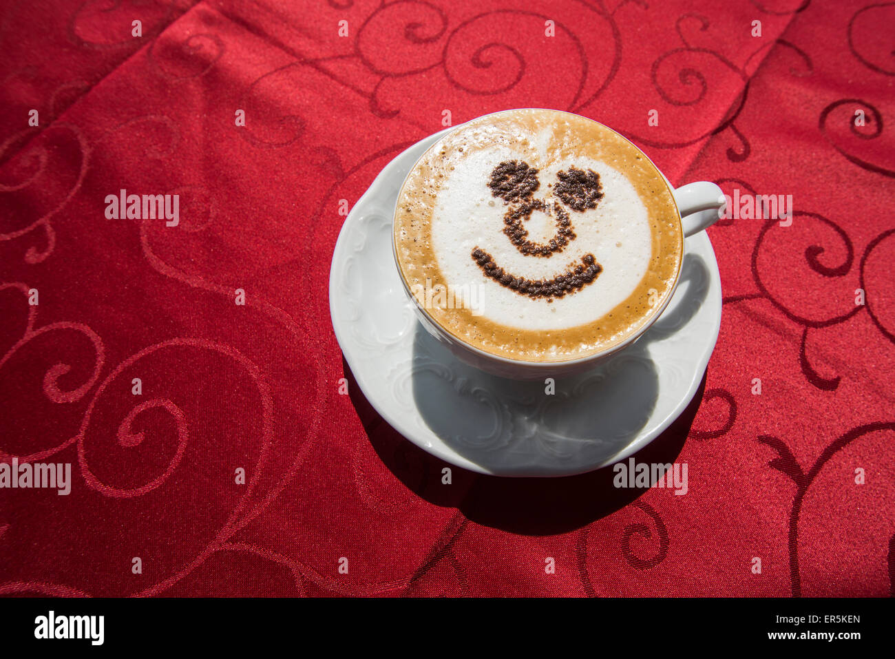 Cappuccino mit Smiley-Gesicht, Tremezzo, Comer See, Lago di Como ...