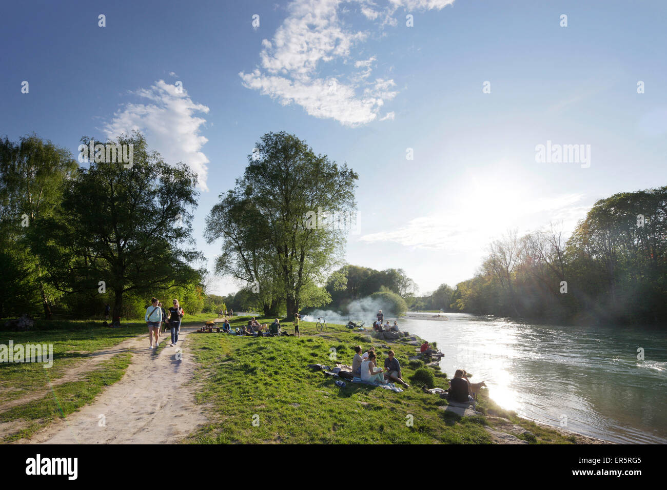 Flaucher at isar river -Fotos und -Bildmaterial in hoher Auflösung ...