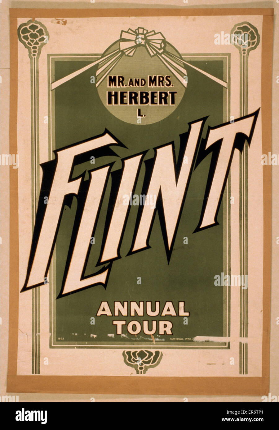 Tour frau -Fotos und -Bildmaterial in hoher Auflösung – Alamy