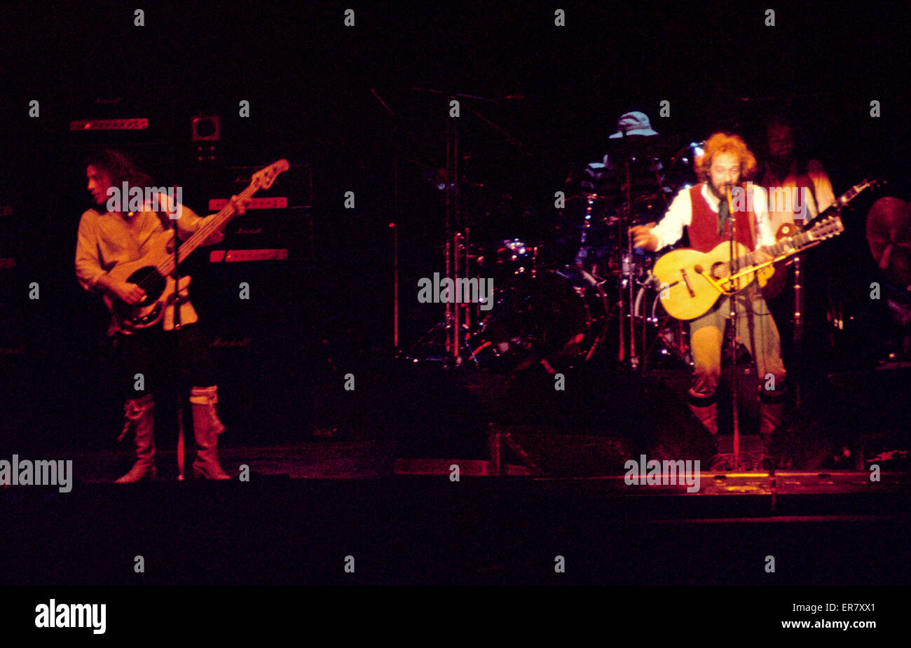 John glascock bass -Fotos und -Bildmaterial in hoher Auflösung – Alamy