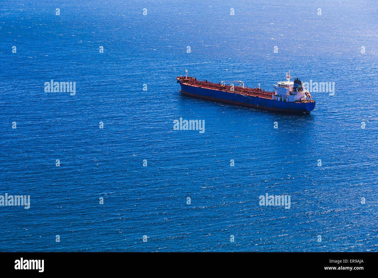 Empty container ship -Fotos und -Bildmaterial in hoher Auflösung – Alamy