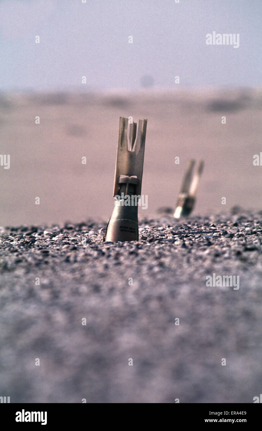 Cluster bomblets -Fotos und -Bildmaterial in hoher Auflösung – Alamy