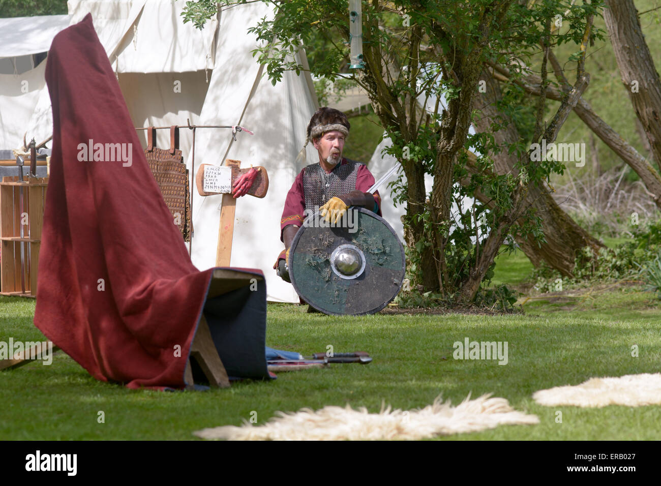 Wikinger Reenactment Gruppe Clan Wulfhar zeigt Facetten der Wikinger ...