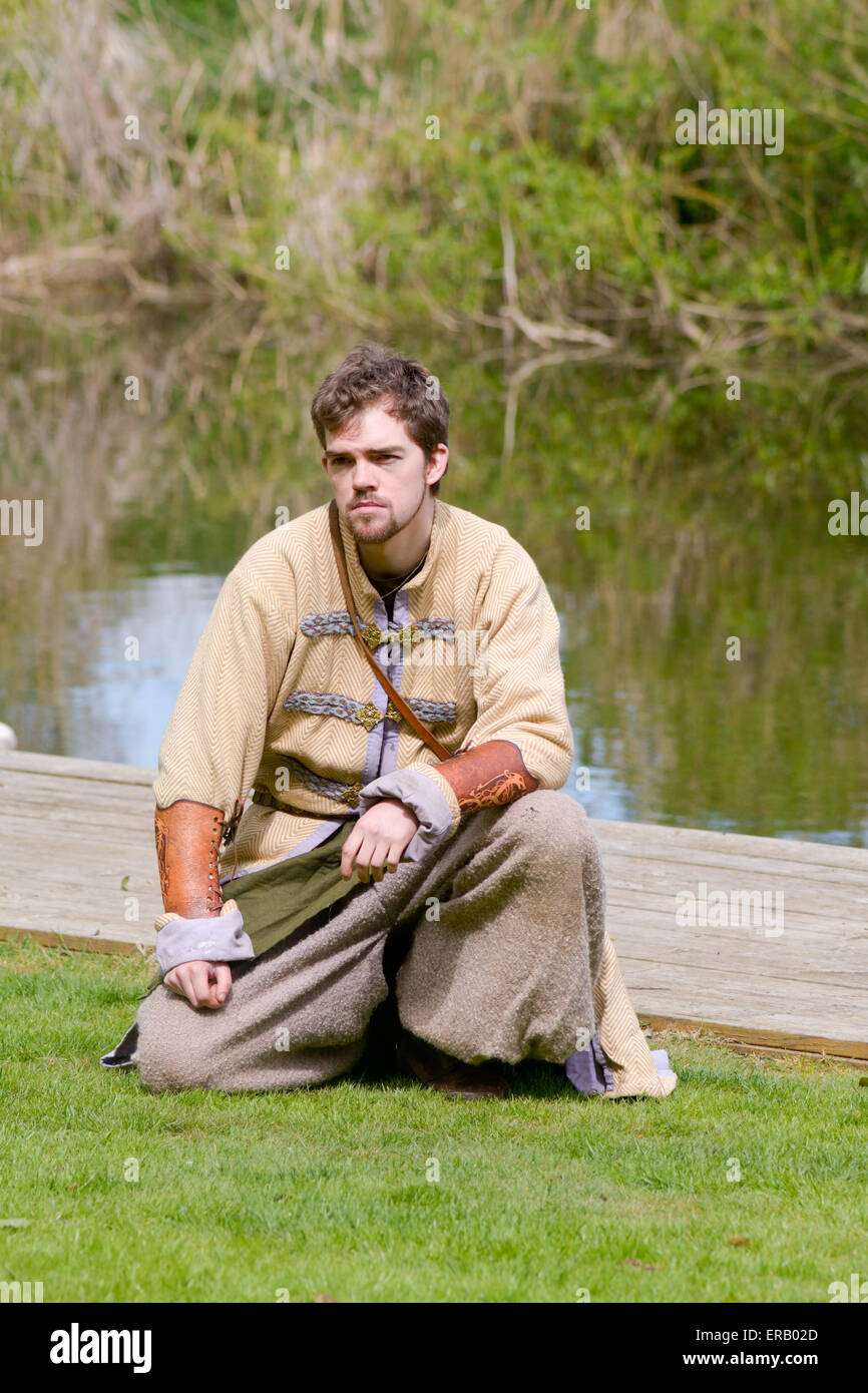 Wikinger Reenactment Gruppe Clan Wulfhar zeigt Facetten der Wikinger ...