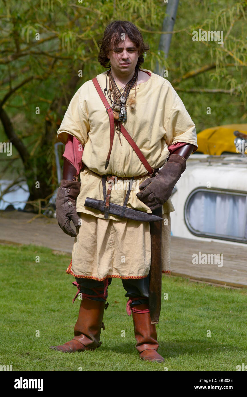 Wikinger Reenactment Gruppe Clan Wulfhar zeigt Facetten der Wikinger ...