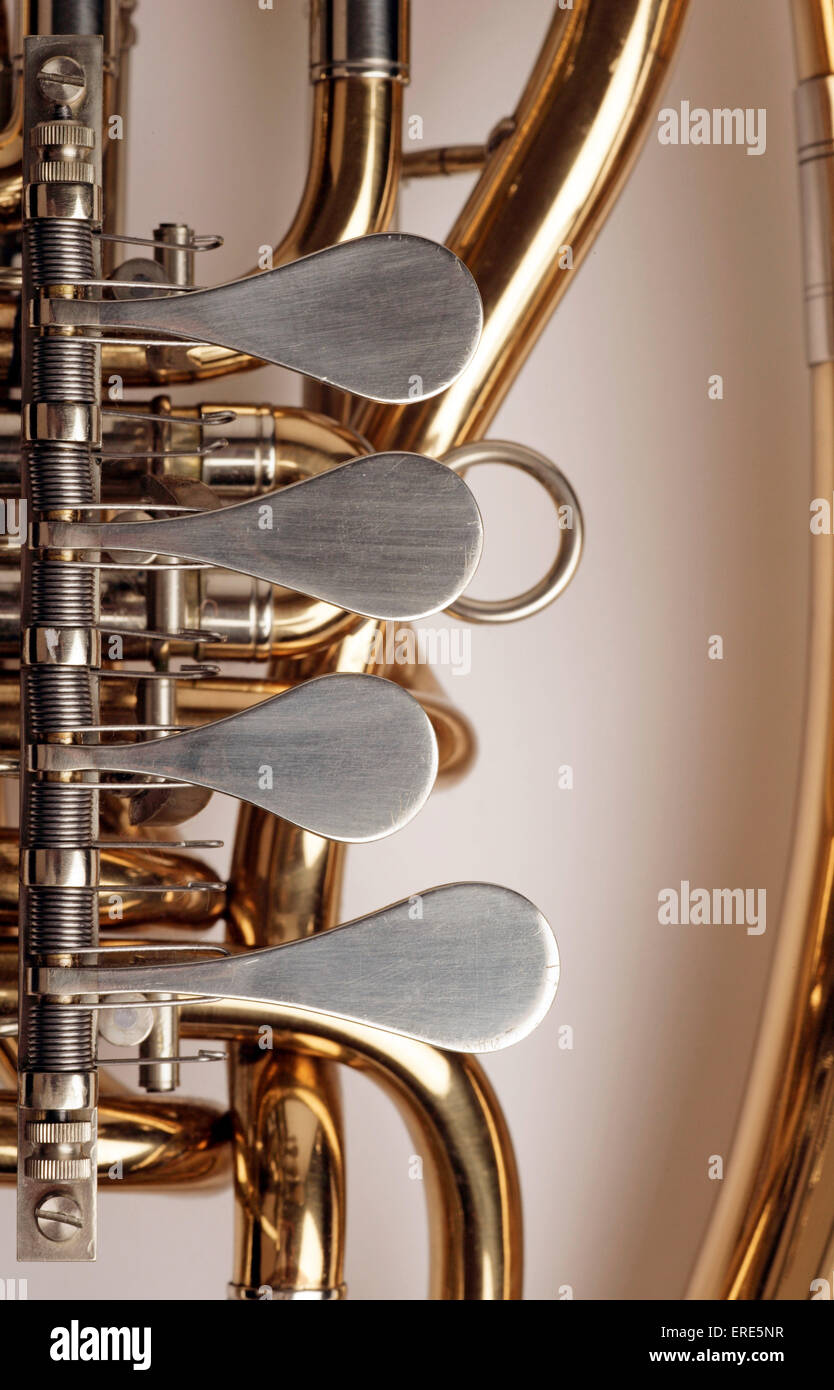 Valved brass instrument -Fotos und -Bildmaterial in hoher Auflösung – Alamy