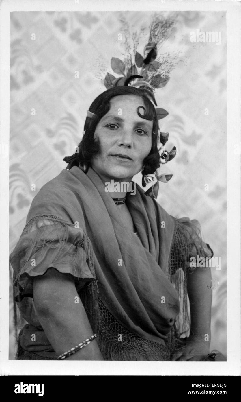 Woman Gypsy Gipsy Roma Stockfotos und -bilder Kaufen - Alamy