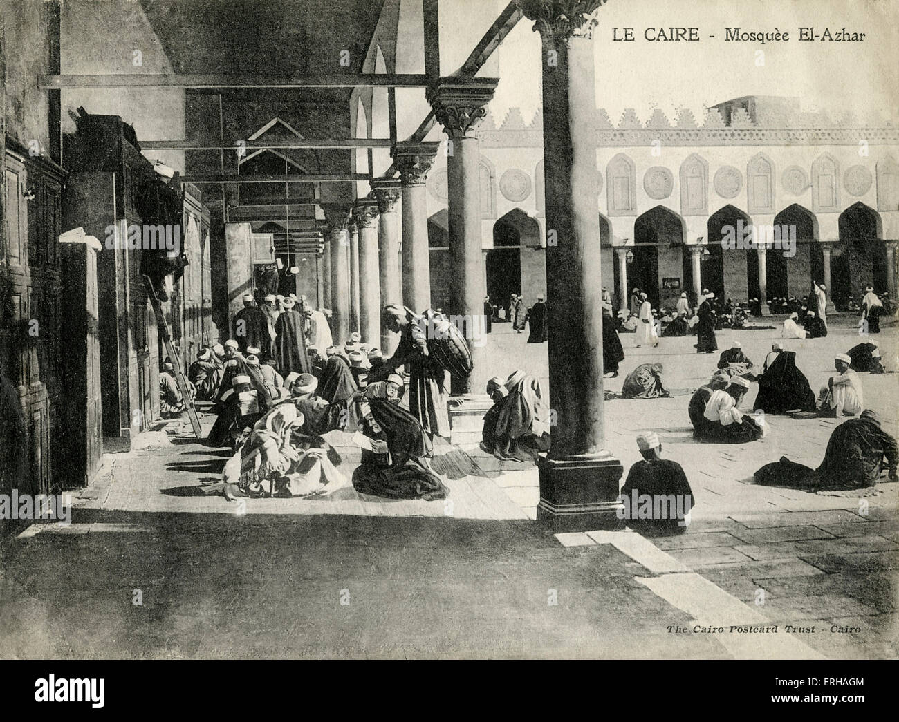 Al-Azhar-Moschee, Cairo. Die Al-Azhar-Moschee erbaute 970 in den damals ...