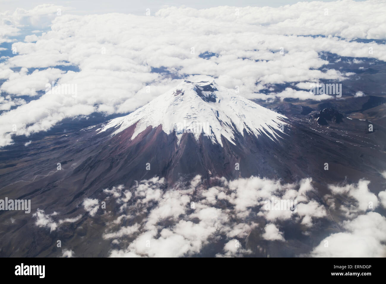Luftaufnahme der Vulkan Cotopaxi, Cotopaxi-Nationalpark Cotopaxi, Ecuador Stockfotografie - Alamy