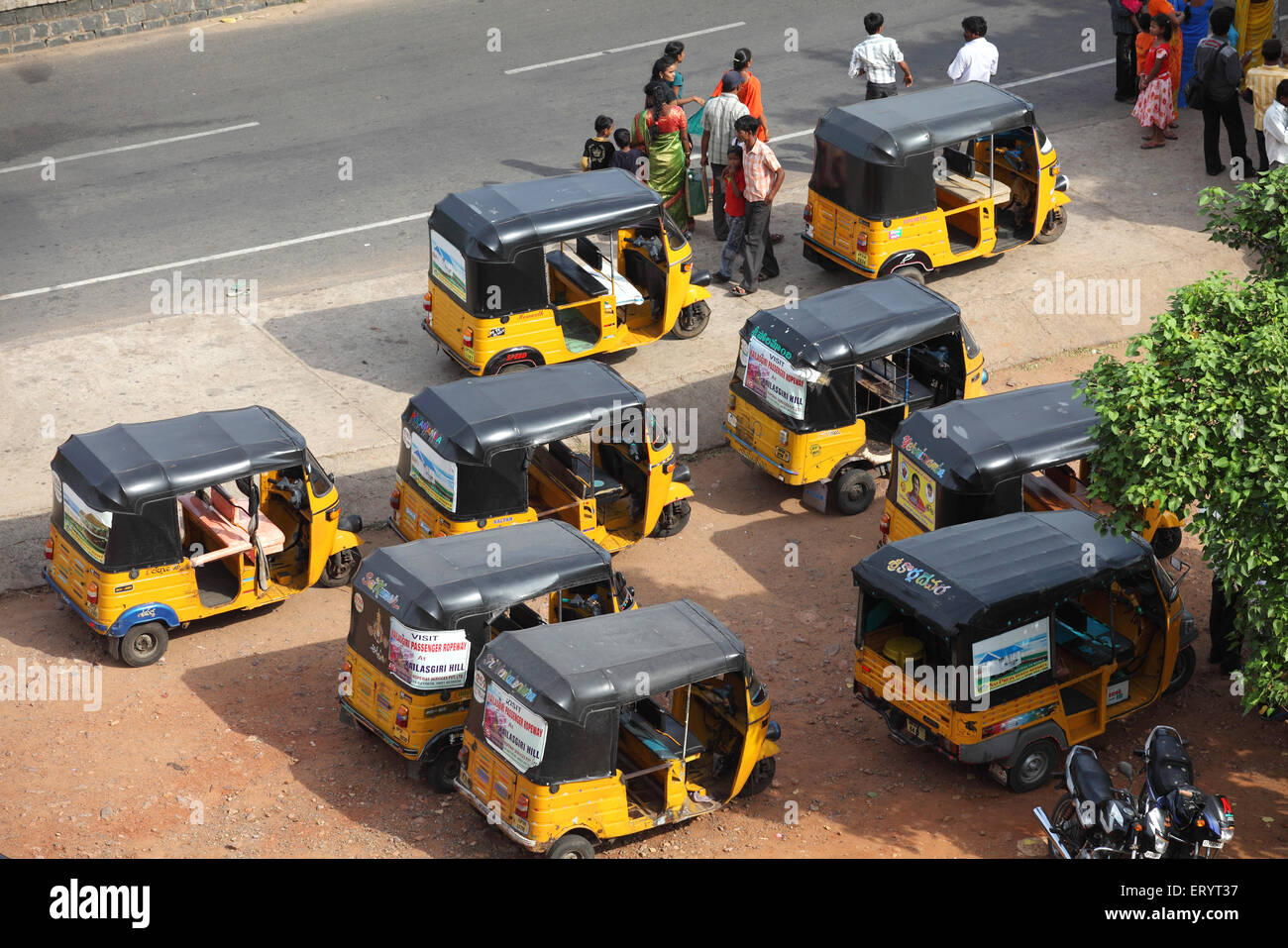 Indian auto rickshaws -Fotos und -Bildmaterial in hoher Auflösung – Alamy