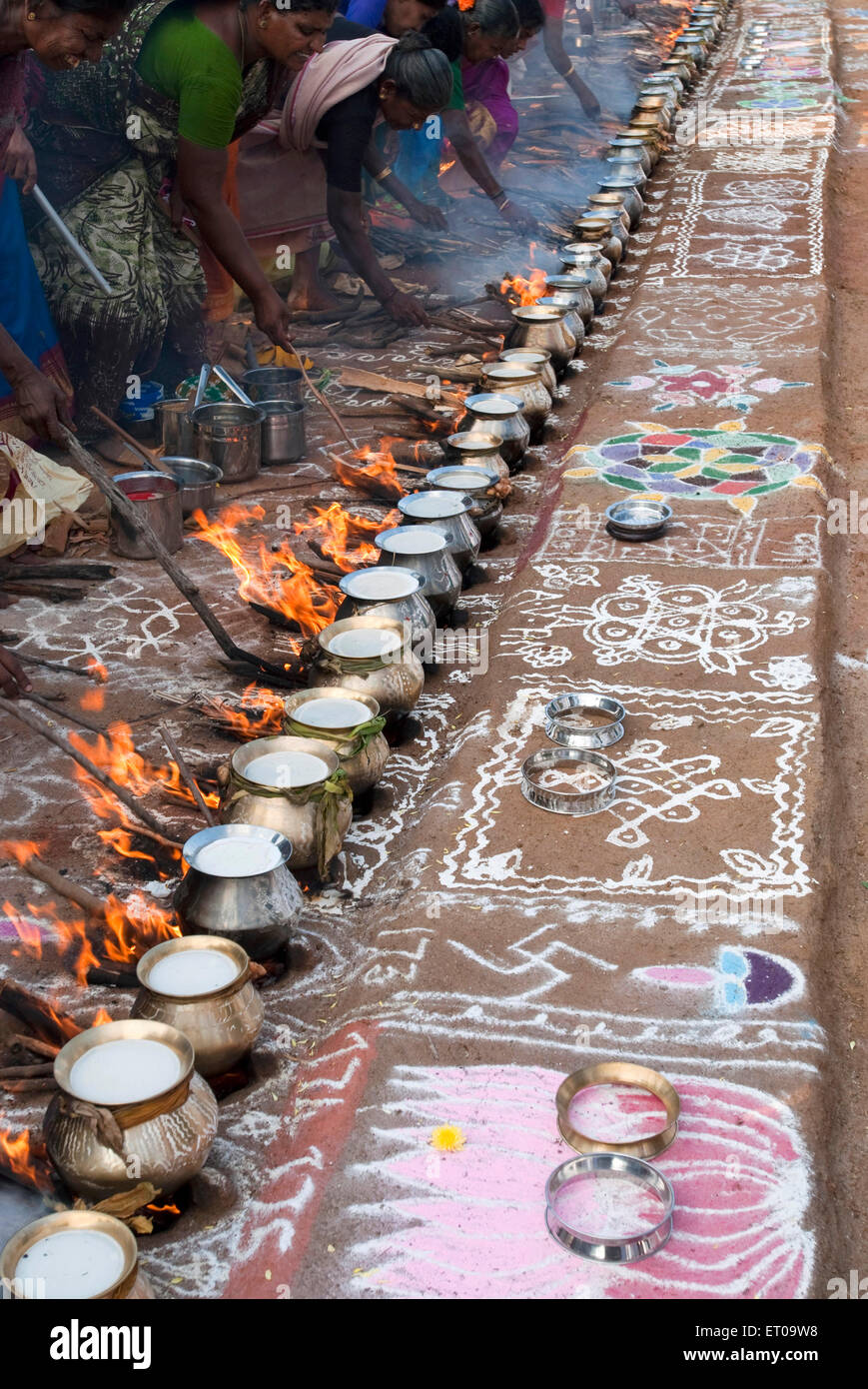 Fest des heiligen feuers -Fotos und -Bildmaterial in hoher Auflösung – Alamy