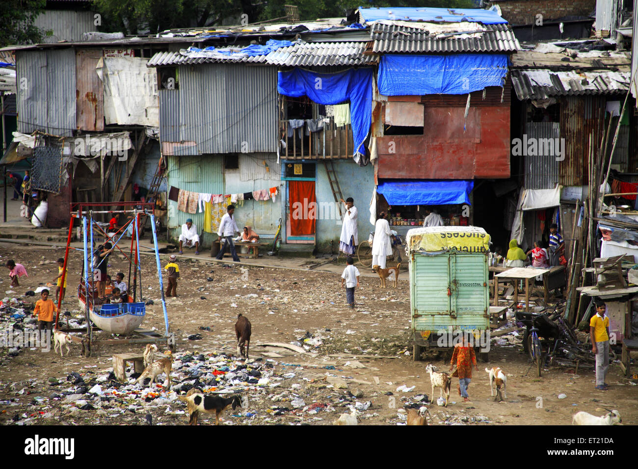 Menschen in slums -Fotos und -Bildmaterial in hoher Auflösung - Seite 4 - Alamy