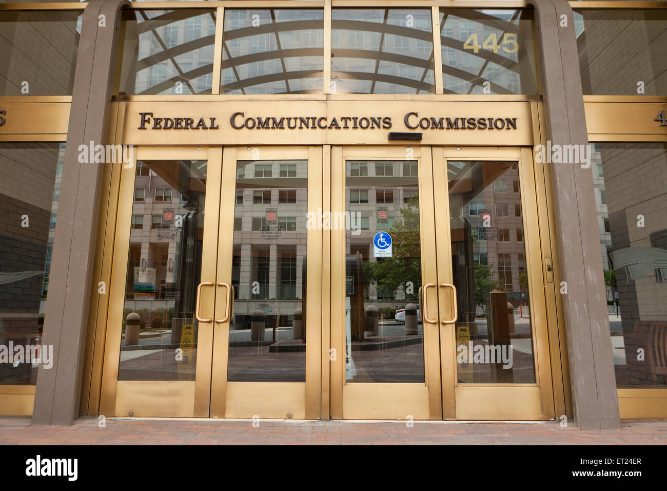 Federal communications commission -Fotos und -Bildmaterial in hoher ...
