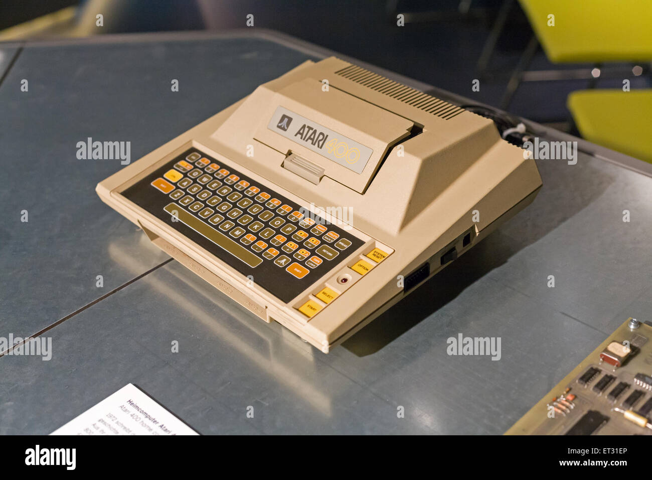 Computermuseum in der fachhochschule kiel -Fotos und -Bildmaterial in ...