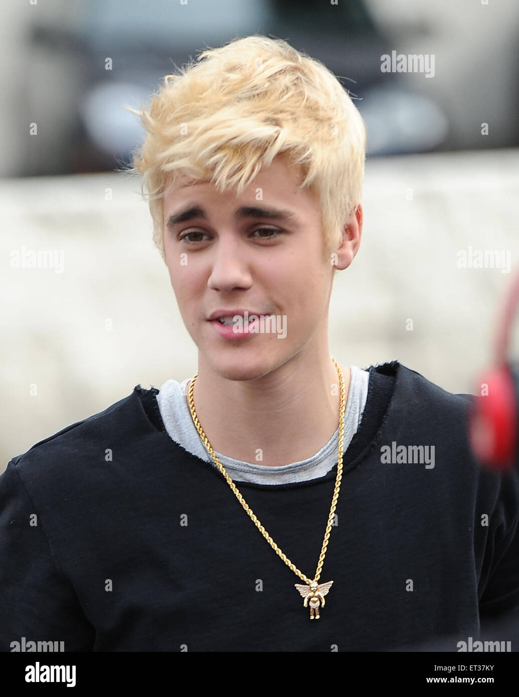 Justin bieber hairstyle -Fotos und -Bildmaterial in hoher Auflösung – Alamy