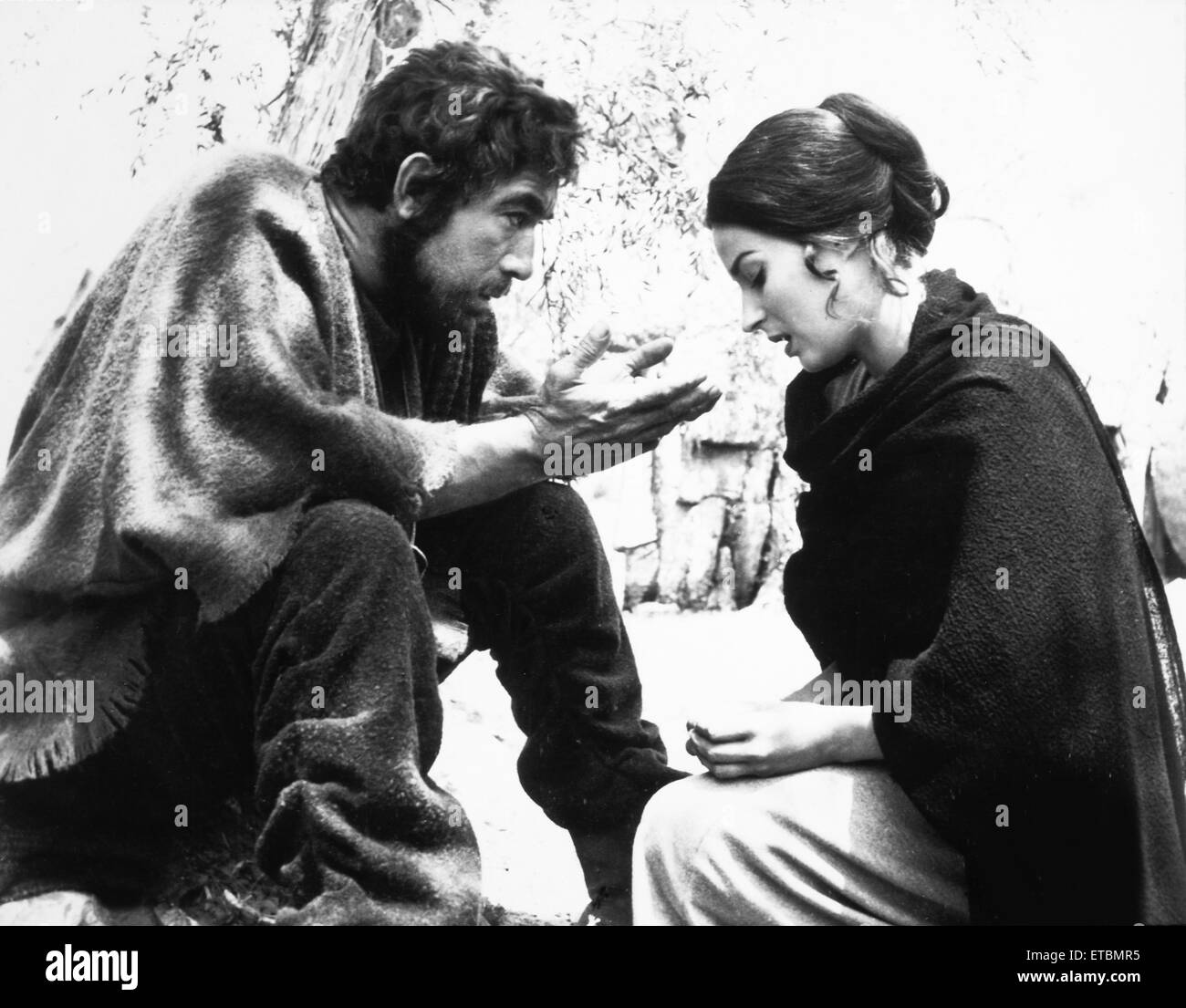 Anthony Quinn, Silvana Mangano, am Set des Films "Barabbas", 1961 ...