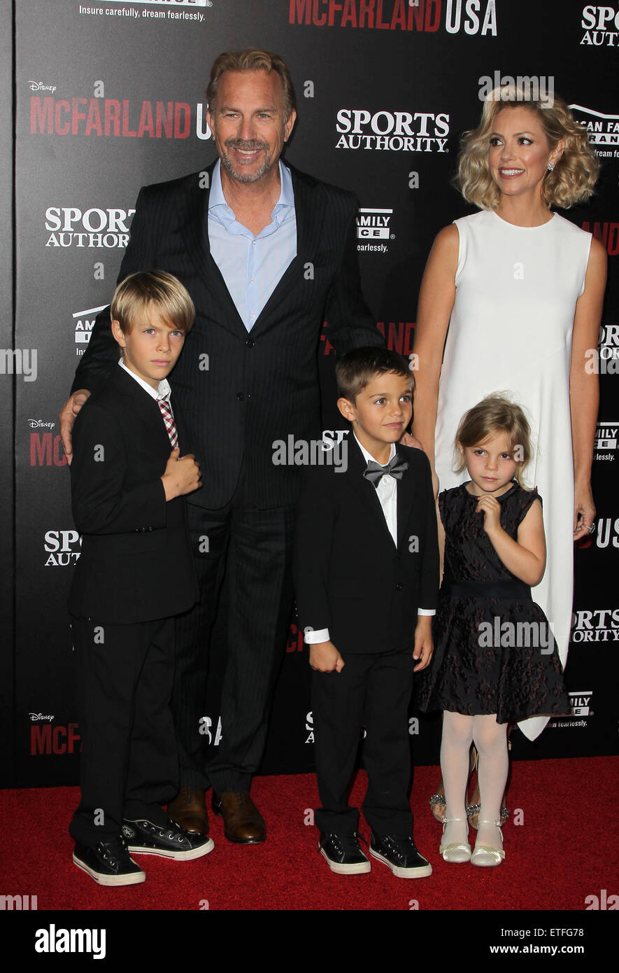 Kevin costner christine baumgartner grace -Fotos und -Bildmaterial in ...