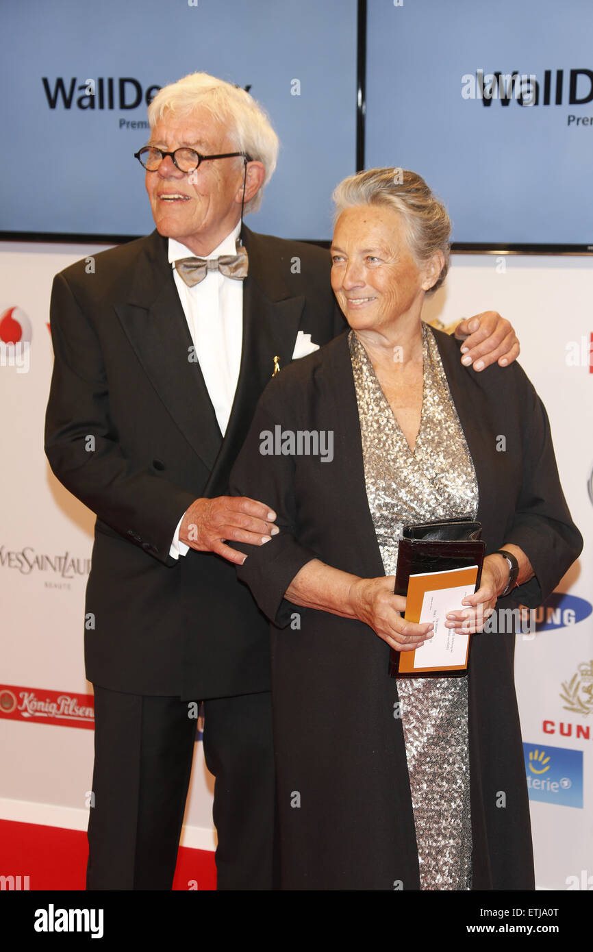 Prominenten Besuch der 50. Goldene Kamera 2015 um Hamburg Trade Fair ...