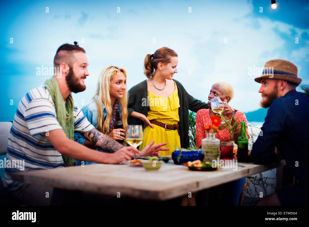 Party top -Fotos und -Bildmaterial in hoher Auflösung – Alamy