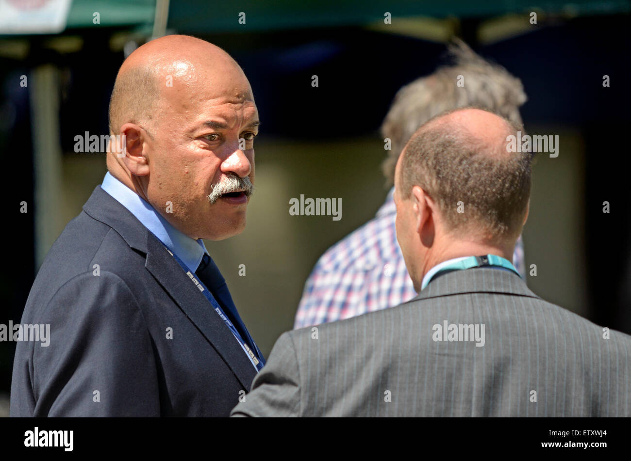 Chef politische bbc radio 5 live -Fotos und -Bildmaterial in hoher ...